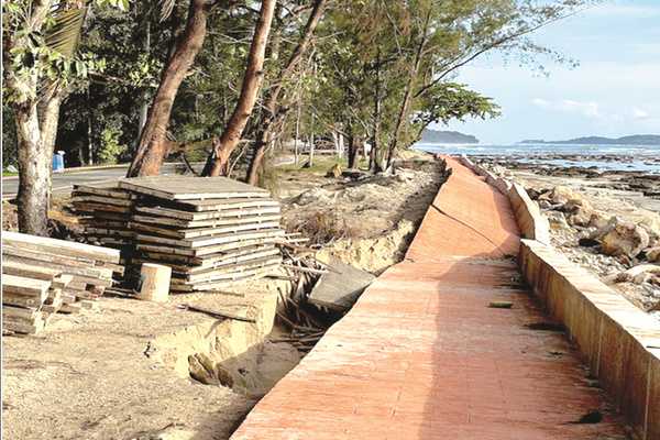 Erosion at critical level at two Labuan beaches