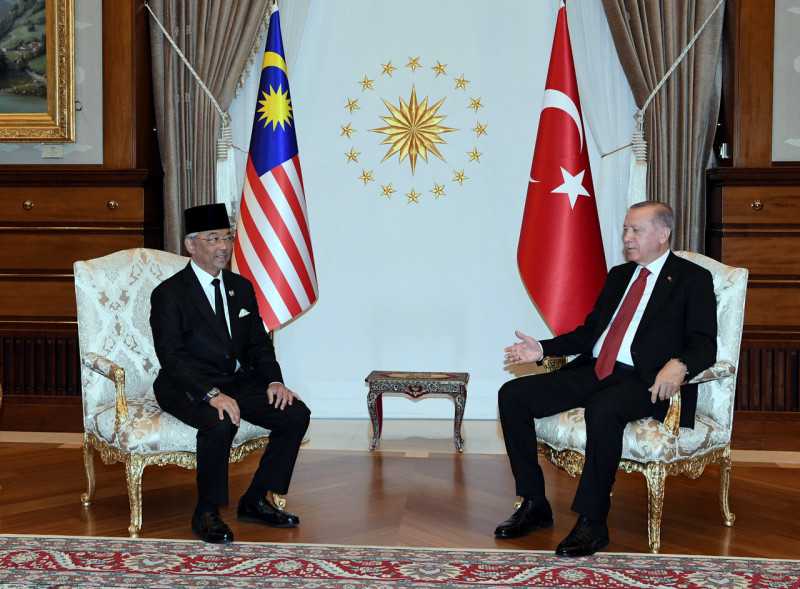Erdogan confers Turkiye’s highest award on Agong