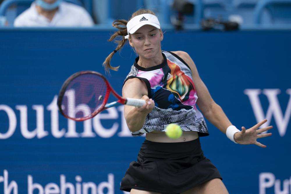 Rybakina off the mark in Cincinnati