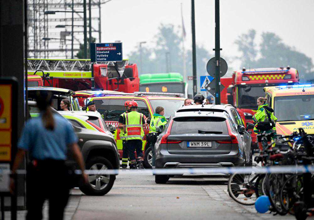 One Dead In Sweden Shopping Mall Shooting