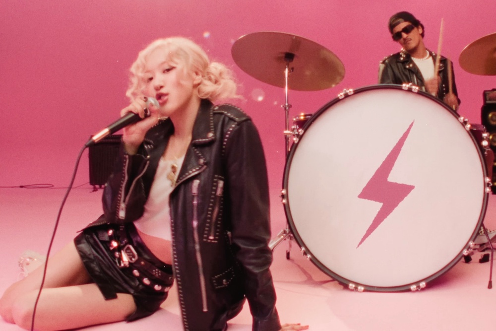 Rosé And Bruno Mars “apt ” Becomes Fastest K Pop Mv In Youtube History