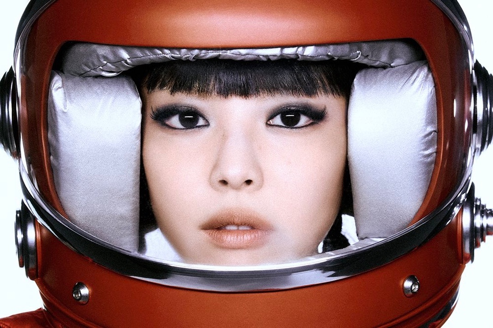 BLACKPINK’s Jennie Debuts At No. 3 On UK’s Official Albums Chart ...