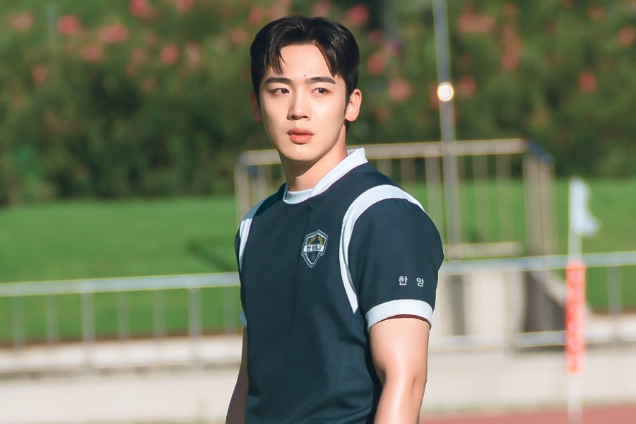 Kim Yo Han Takes Charge As Rugby Team Captain In New Drama “Try A ...
