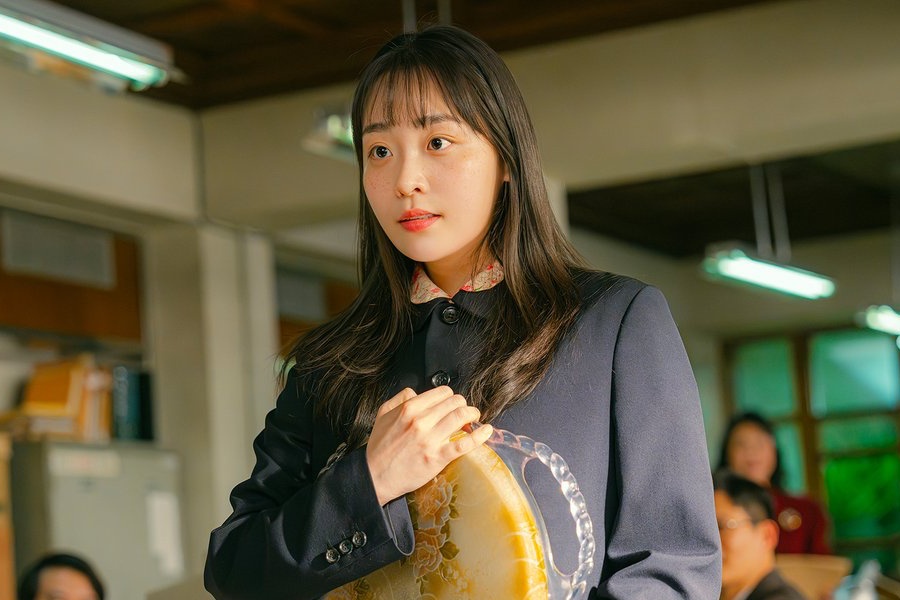 Kim Min Ha Dishes On How She Prepared For Her Role Living In The ’90s ...