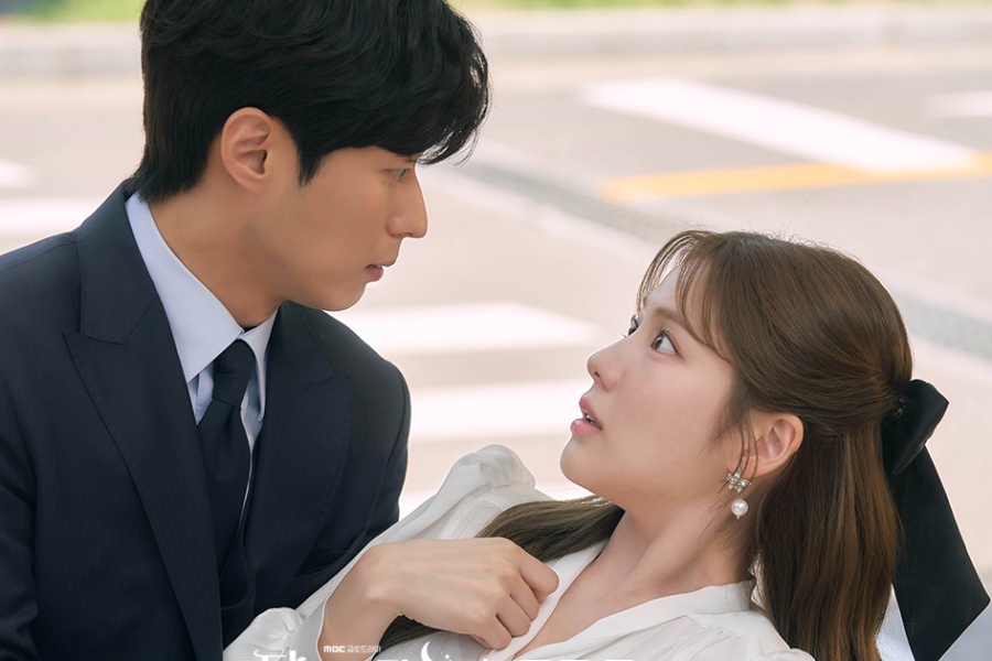 Jo Aram’s Love Life Faces A Twist As She Grows Closer To Ahn Dong Gu In ...