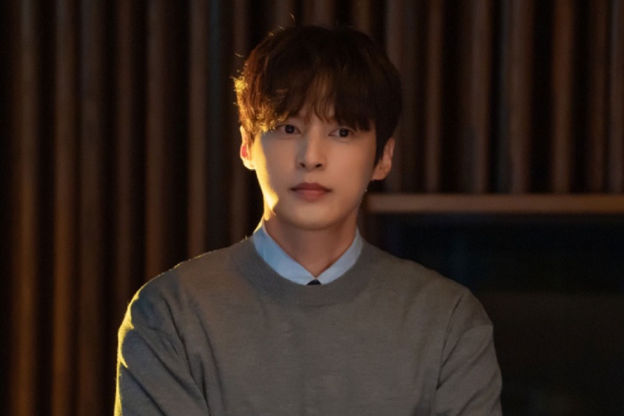 Yoon Sun Woo Is A Gentle And Kind-Hearted Lawyer Who Falls Deeply For ...
