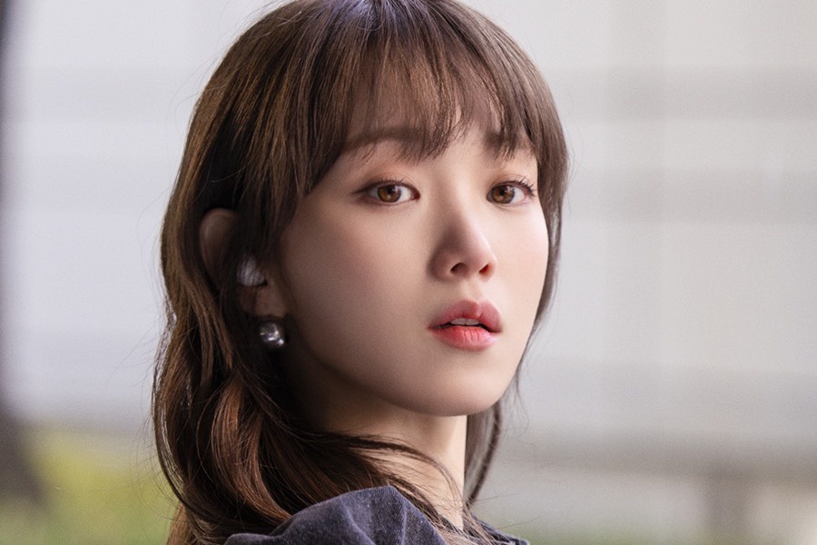 Lee Sung Kyung On Playing Emotionally Guarded Designer In “In Your ...