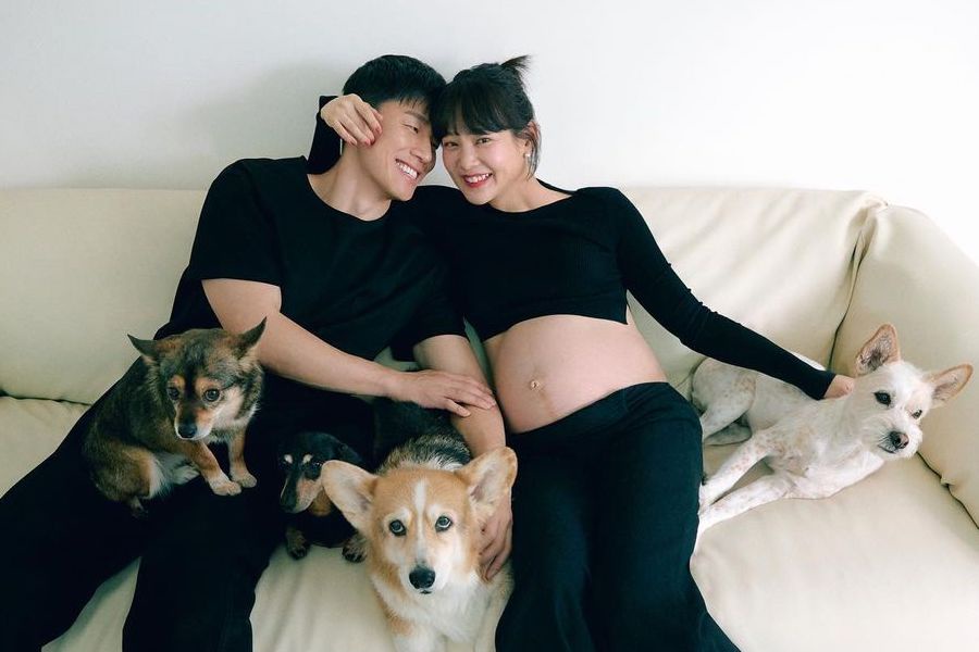 Yoon Seung Ah And Kim Moo Yeol Welcome Their First Child Yoon Seung Ah And Kim Moo Yeol Welcome Their First Child