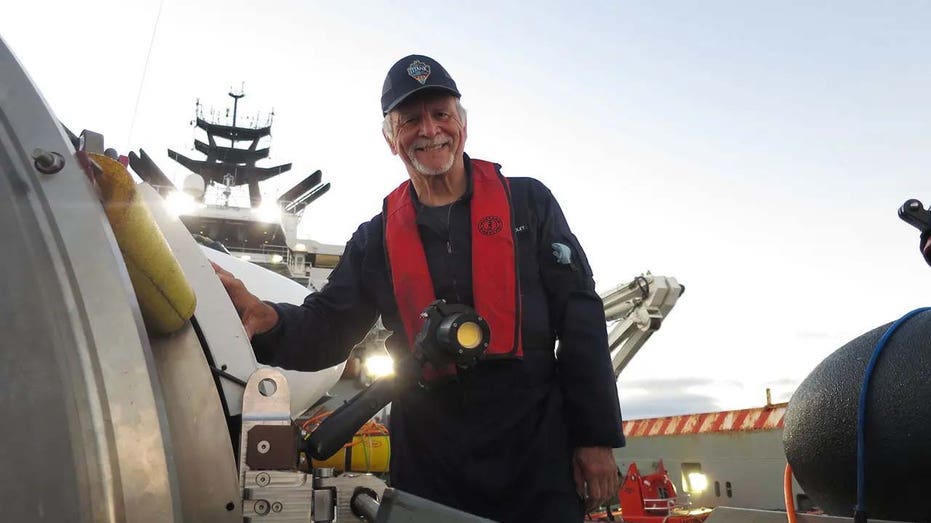 Owner of Titanic salvage rights holding virtual memorial service for ...