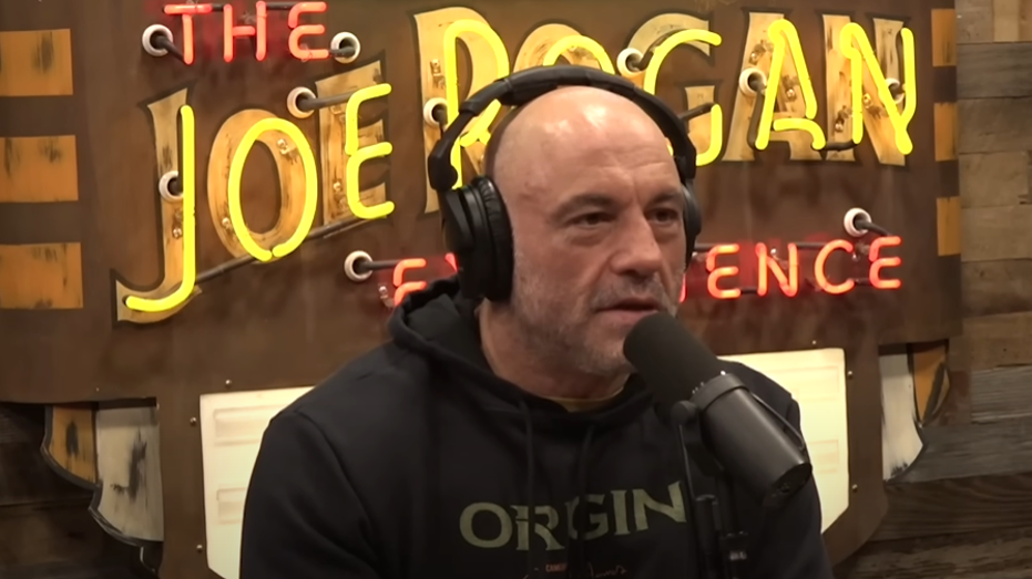 Joe Rogan warns Democrats on 2024, saying they have ‘no cards’ left ...