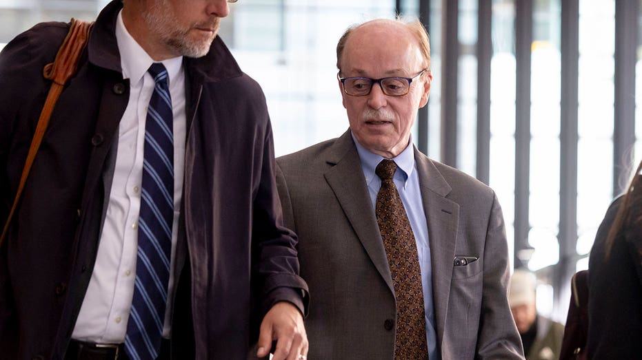 Former chief of staff to Illinois House Speaker receives prison time ...