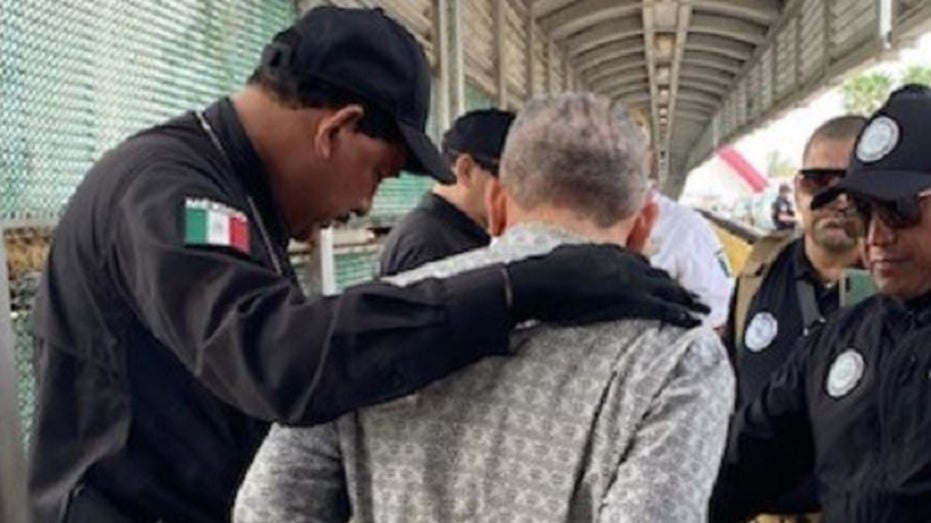 Mexican man illegally in US is deported to face murder, robbery charges ...