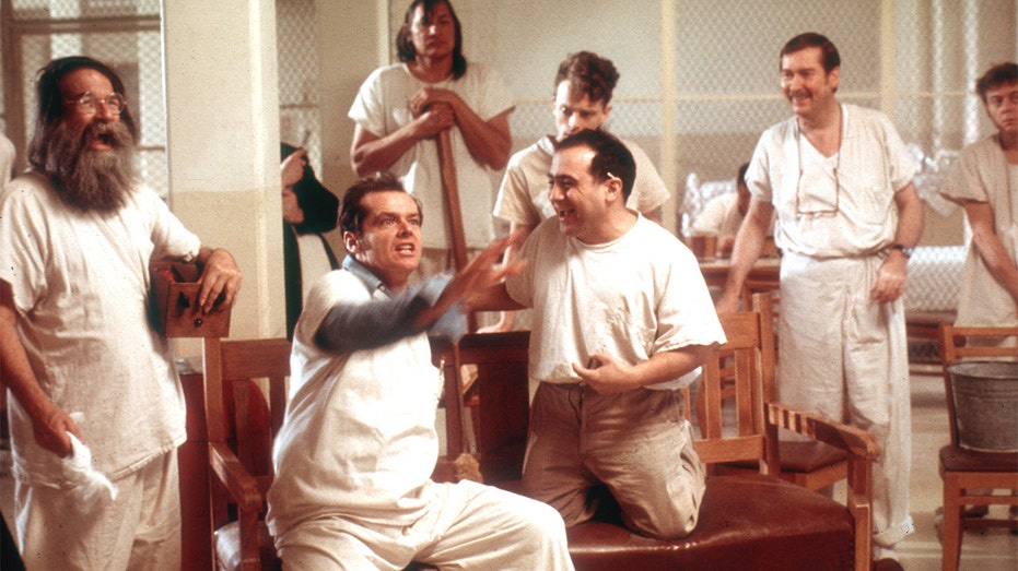 Newsrooms facing ‘inmates-running-the-asylum situation’ with liberal ...