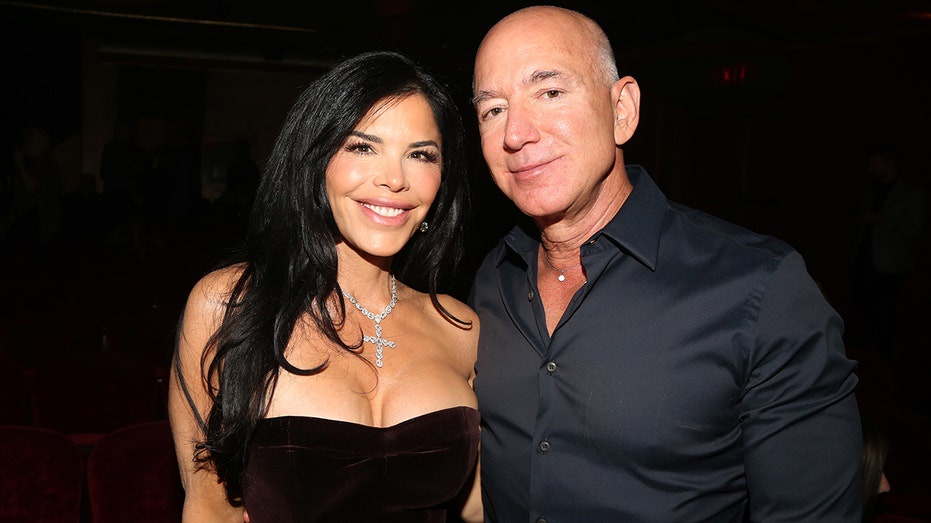 Jeff Bezos, Lauren Sanchez's star-studded wedding guest list is Who's Who of Hollywood
