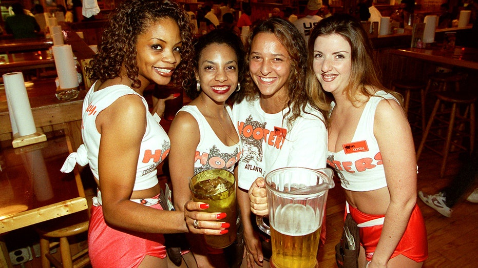 History of Hooters: 5 facts you likely never knew about the restaurant ...