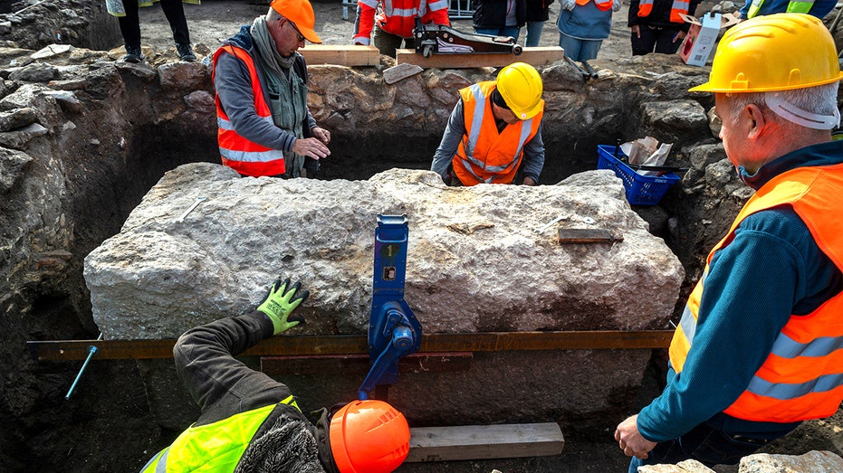 'Hermetically sealed' Roman sarcophagus frozen in time for 1,700 years ...