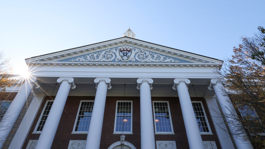 Harvard gets schooled by China as America's universities choose ...