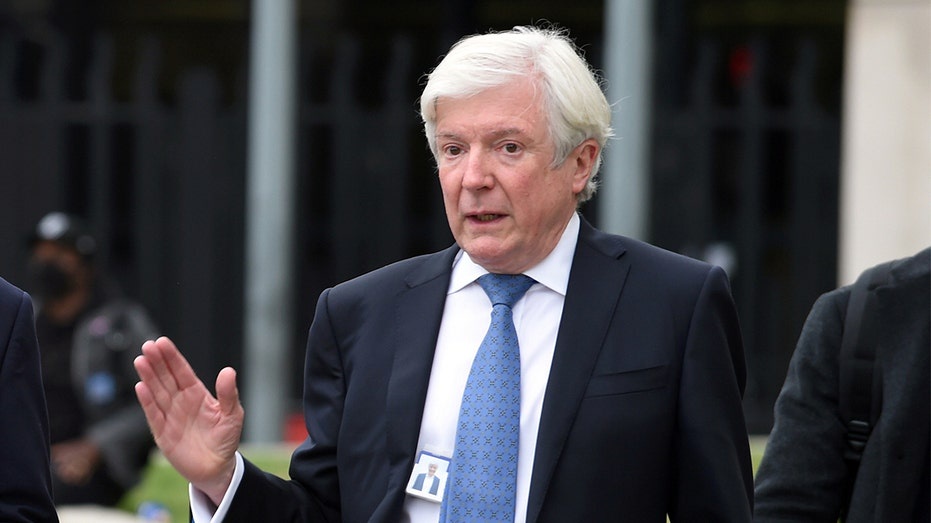 Former BBC director-general tells network they shouldn't agree to pay ...