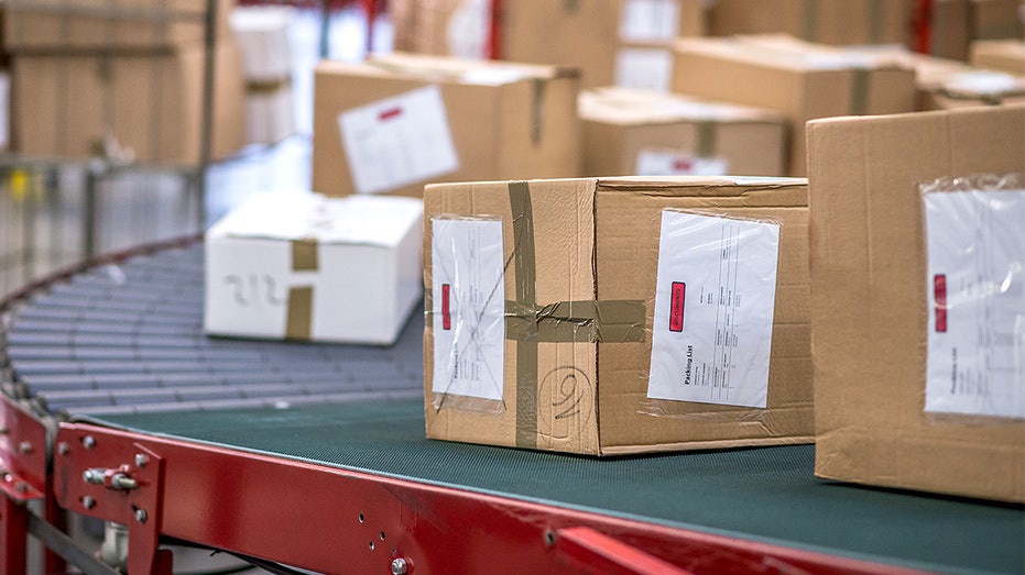 USPS returns hundreds of troop care packages as charity turns to Trump ...