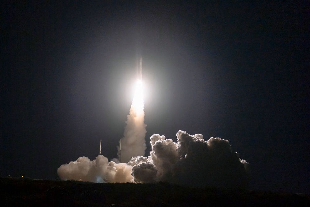 First U.S. Lunar Lander in 50 Years Blasts Off Toward the Moon