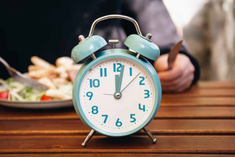 12 PM Jam Berapa? Simak Perbedaan AM dan PM Agar Tidak Salah
