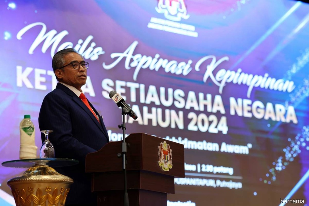 Shamsul Azri outlines five key areas for civil service reform