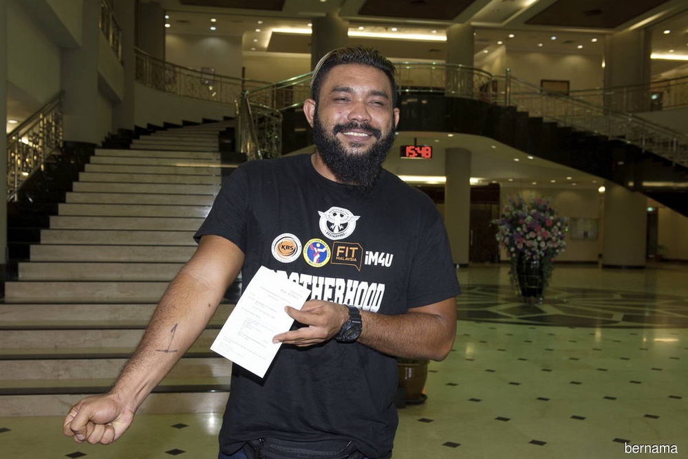 Papagomo hauled to court for sedition against Anwar, claims trial