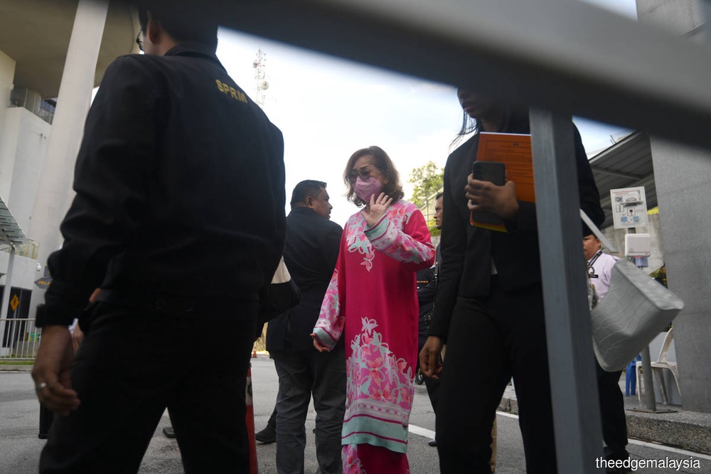 Lawyer of Daim's wife slams MACC's nine-hour grilling session as 'giant ...
