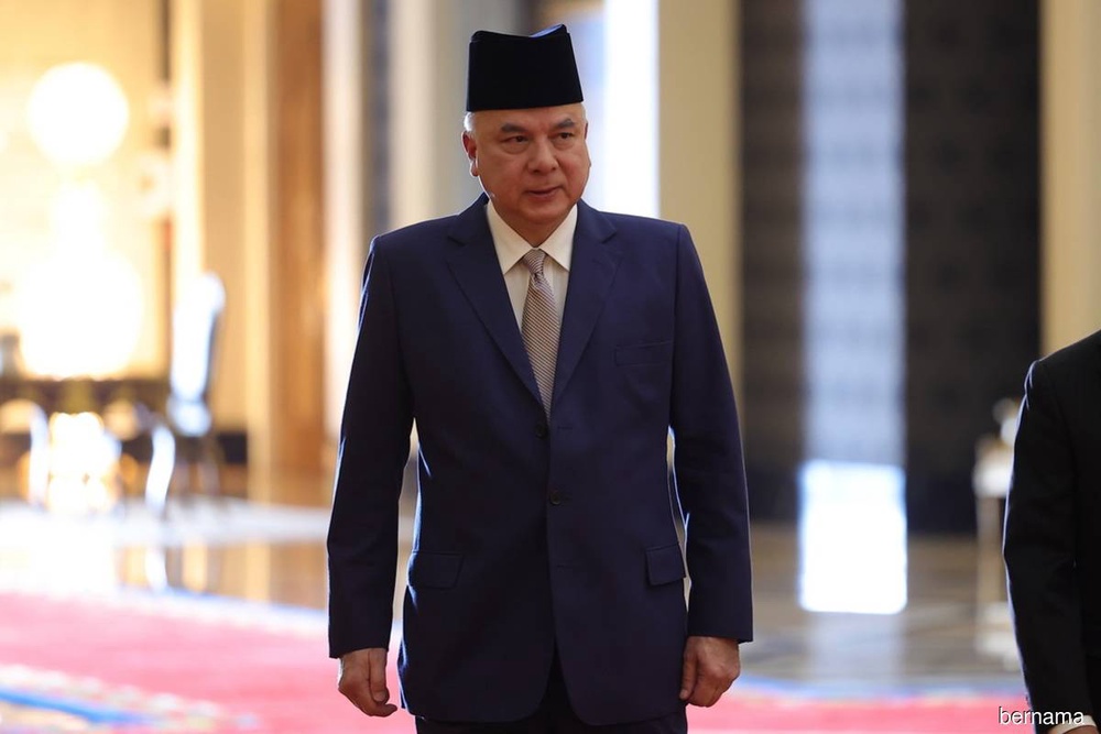 Sultan Nazrin Shah of Perak elected as Deputy Yang di-Pertuan Agong ...