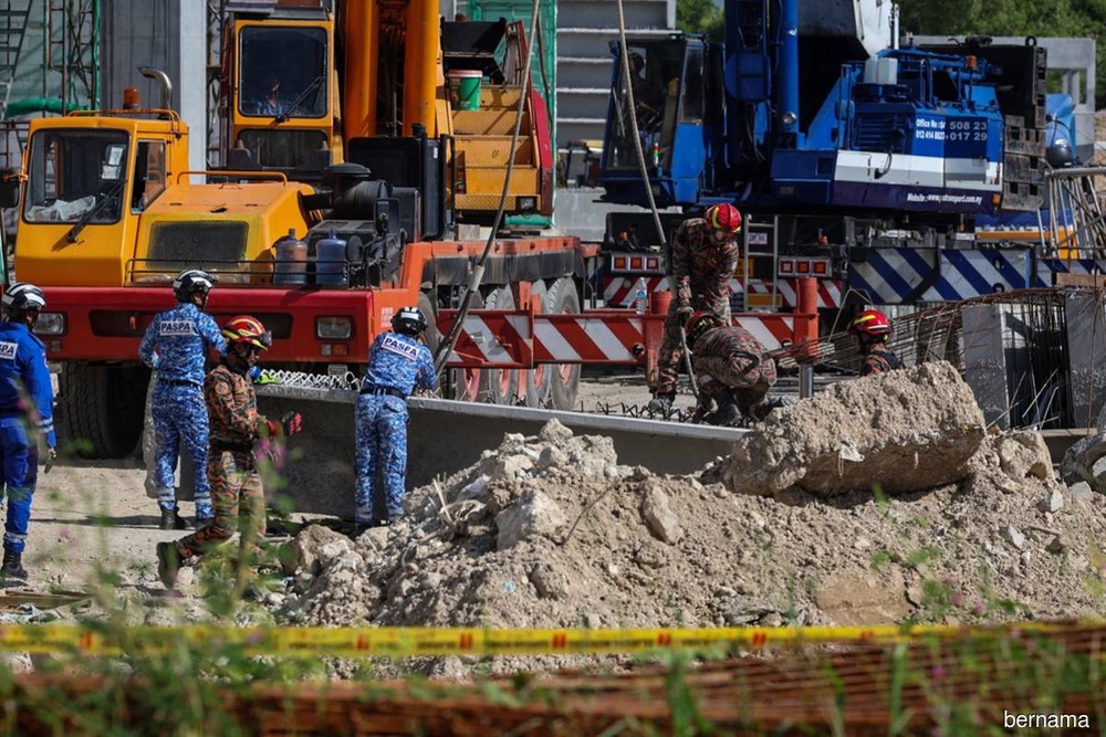 Building collapse: Penang Island City Council issues stop work order Building collapse: Penang Island City Council issues stop work order