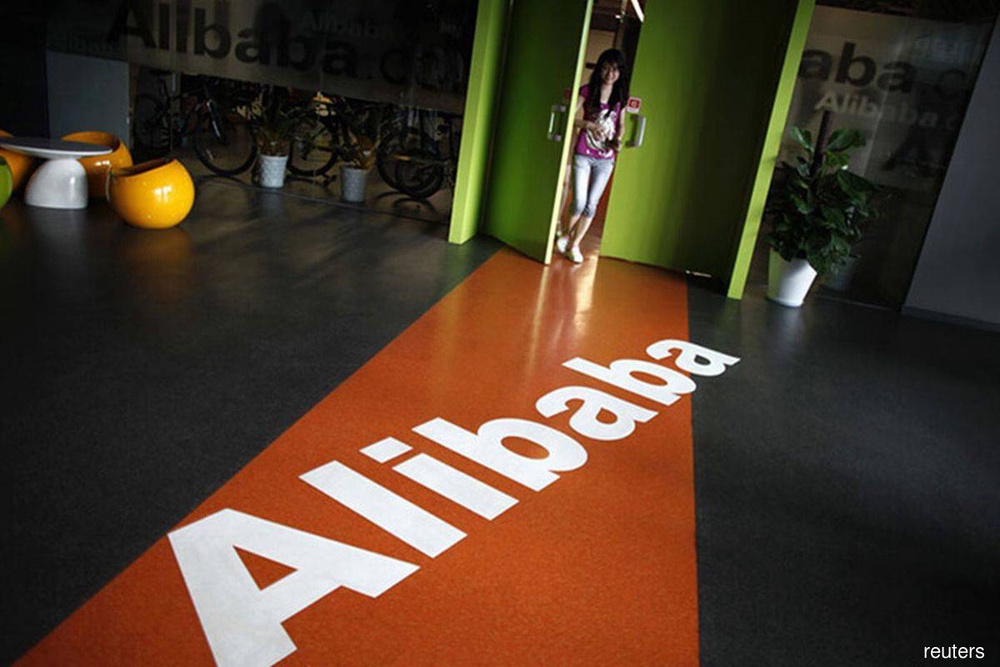 Alibaba misses revenue estimates, but AI boosts cloud business