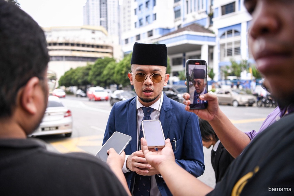 Court orders rapper Caprice to remove defamatory Instagram posts about ...