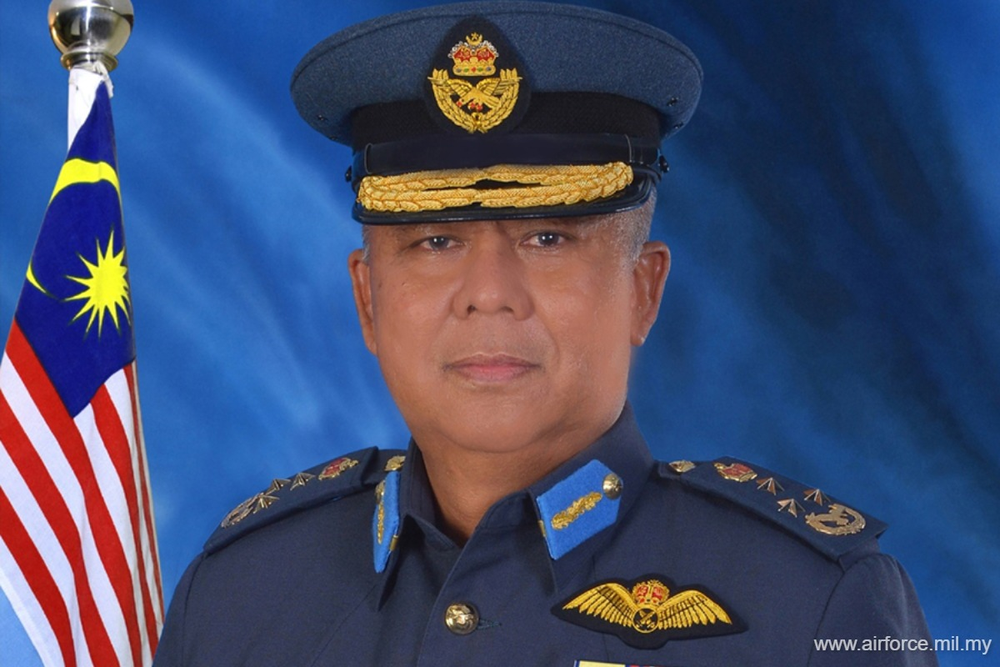 Muhamad Norazlan Aris appointed 21st RMAF chief
