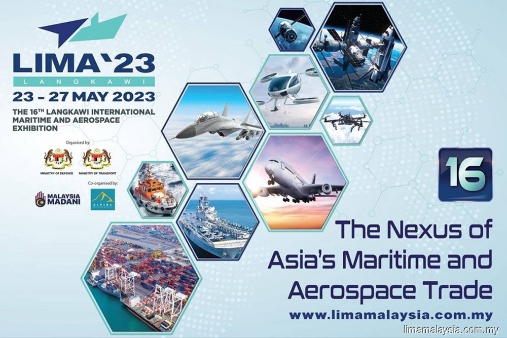 Lima ’23 opens with airshow by more than 70 aircraft