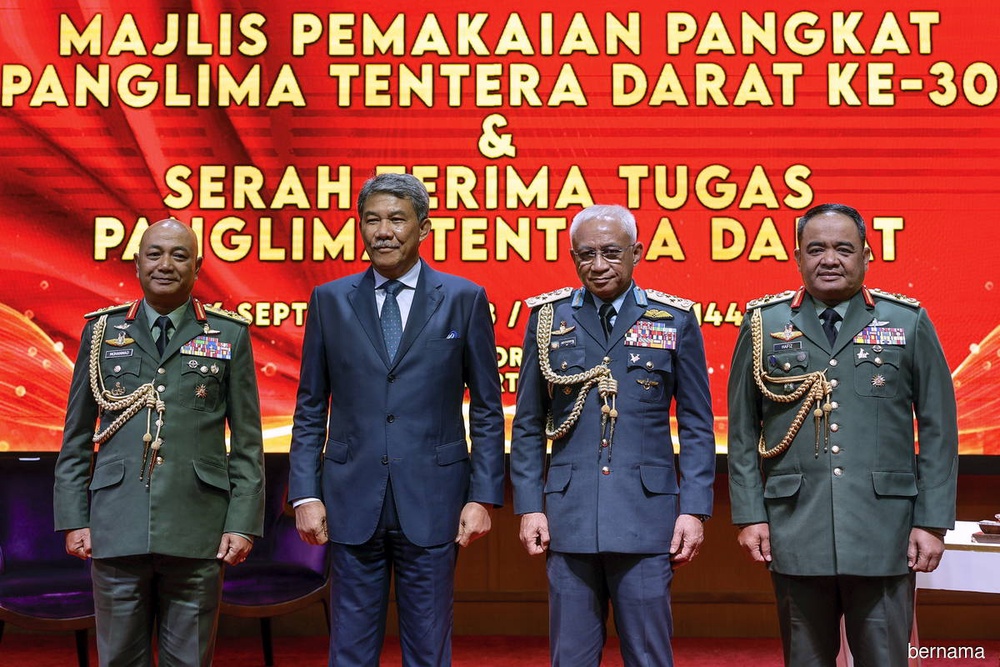 General Mohammad Ab Rahman takes over as Chief of Defence Force