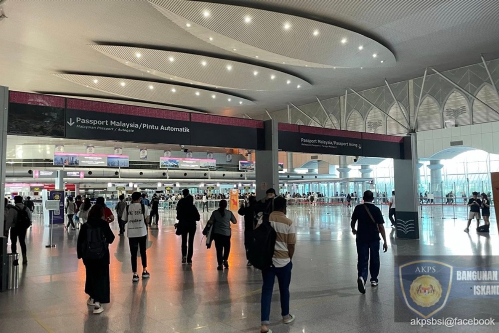 Partial e-gate ops restored at Bangunan Sultan Iskandar and Sultan Abu ...