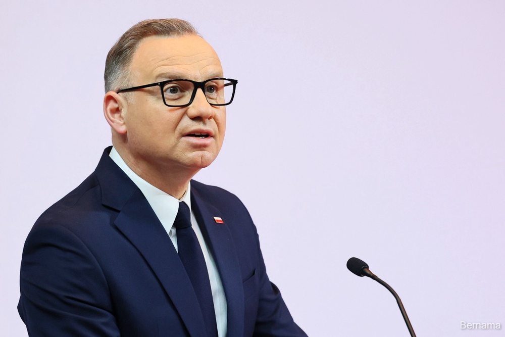 Polish president Duda calls for EU to bolster security role amid rising ...