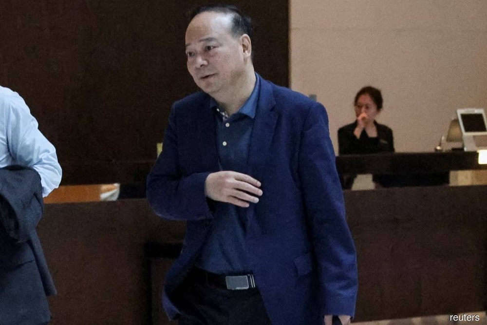 CATL boss visits Elon Musk's Beijing hotel on Tesla CEO's surprise trip