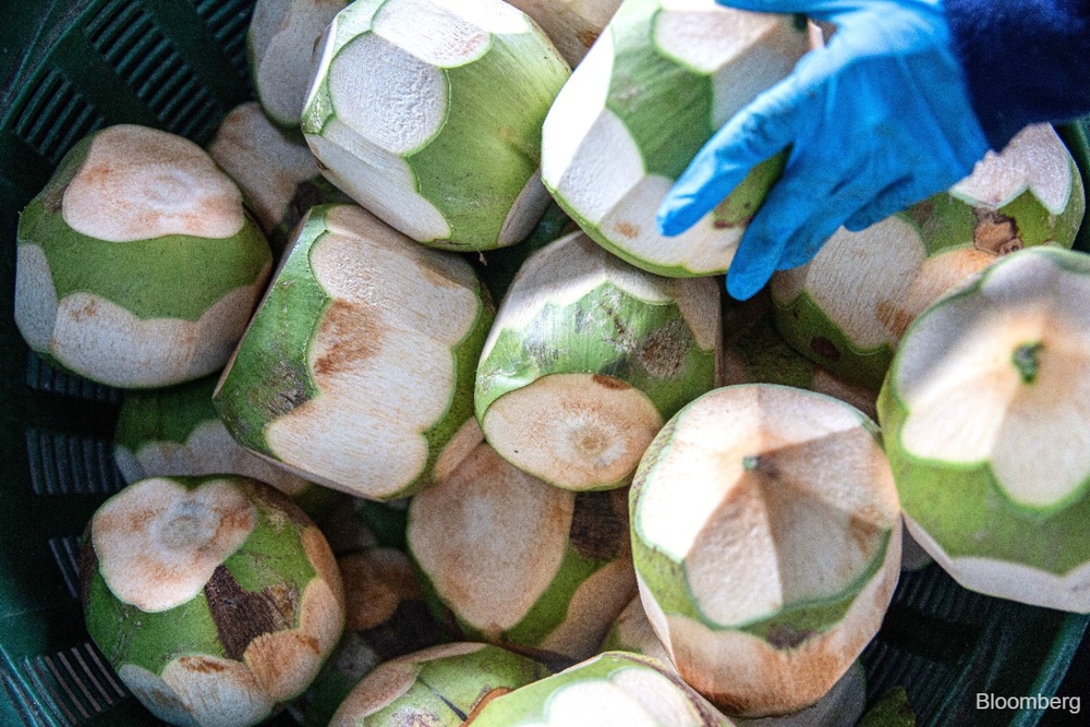 Thai coconut water maker IFBH makes impressive debut in Hong Kong