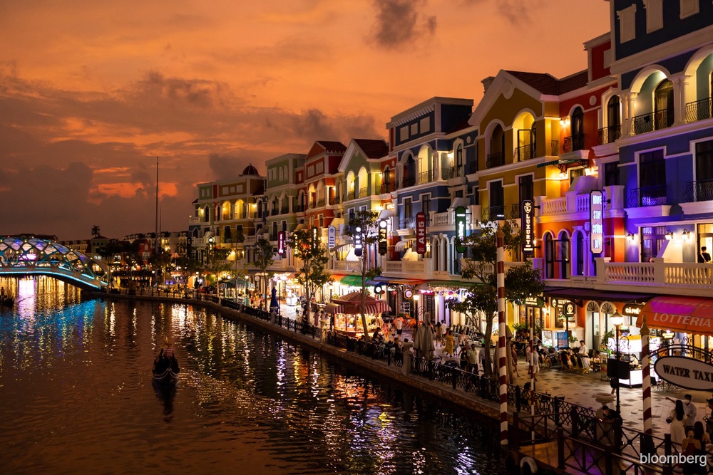 Vietnam investigates milk tea brand Chagee in another probe over map