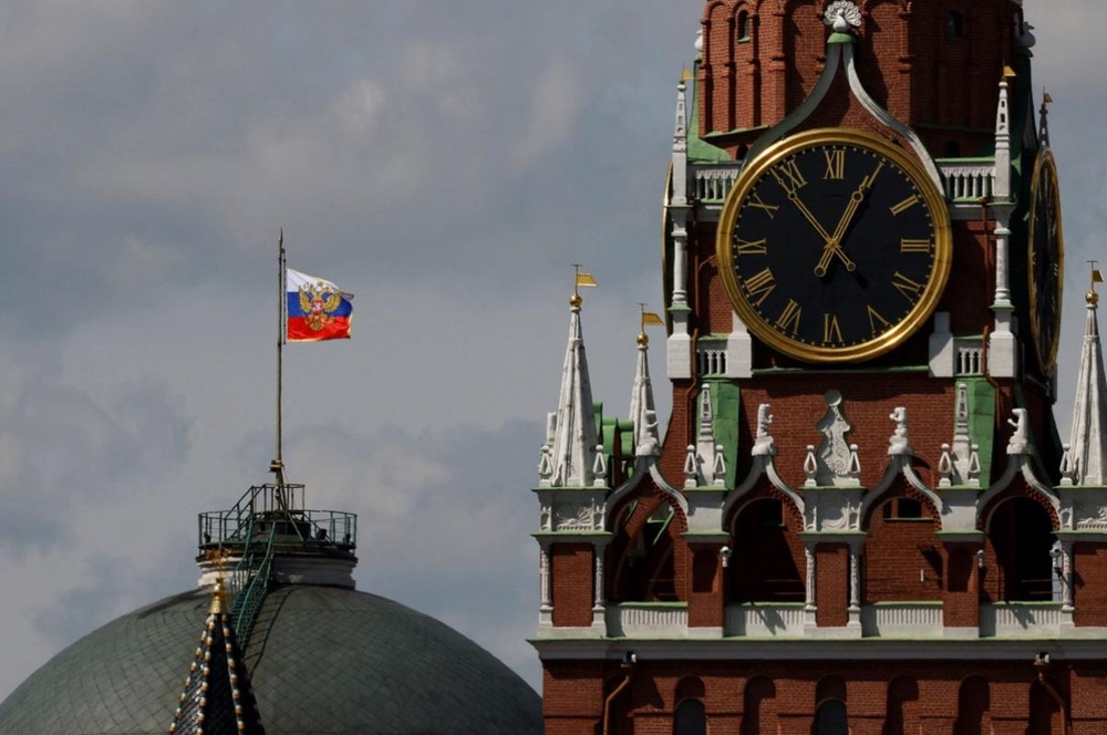 Russia on verge of recession, says economy minister