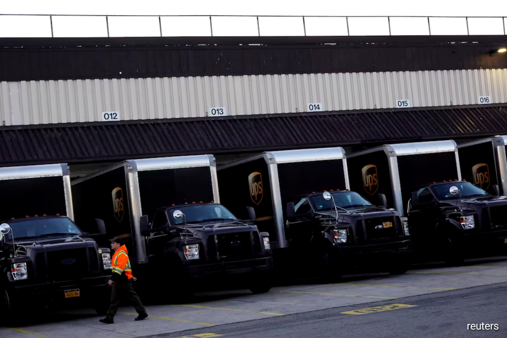 UPS to offers voluntary buyout packages to its US drivers