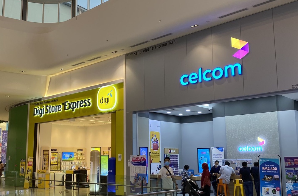 Pelanggan Celcom kini boleh pergi ke Digi Store, dan sebaliknya, untuk ...