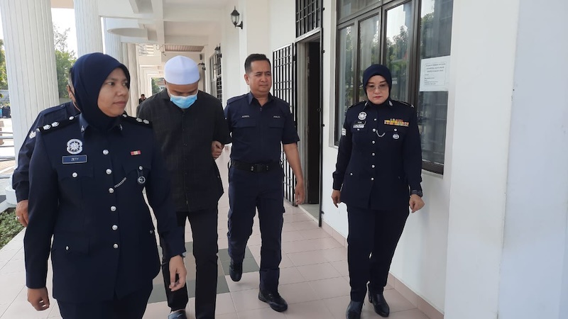 Lelaki Mengaku Tak Bersalah, Pandu Melulu Sebabkan Tiga Beranak Maut