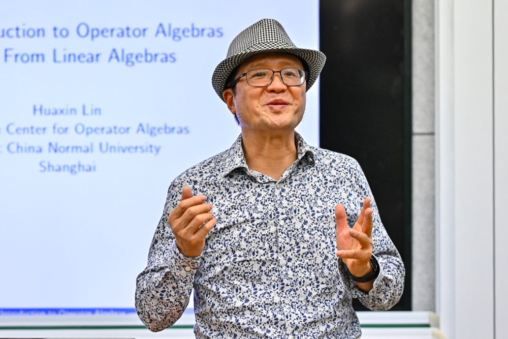 Chinese-American mathematician Huaxin Lin leaves US for Shanghai institute