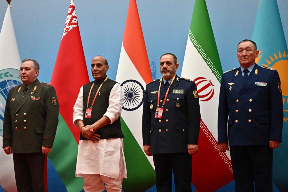 Can the SCO convince India and Pakistan to resolve their differences?