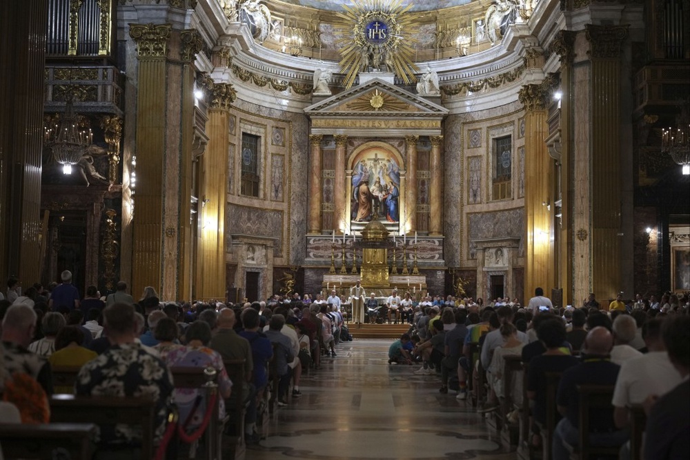 LGBTQ Catholics celebrate acceptance in Holy Year pilgrimage to Rome