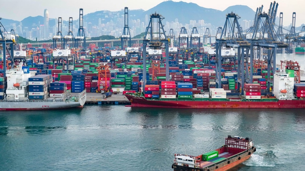 Hong Kong’s exports jump 15.4% in 2025 to ‘historical high’