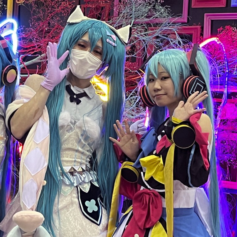 Japan’s famous virtual singer Hatsune Miku turns 16, thousands of fans ...