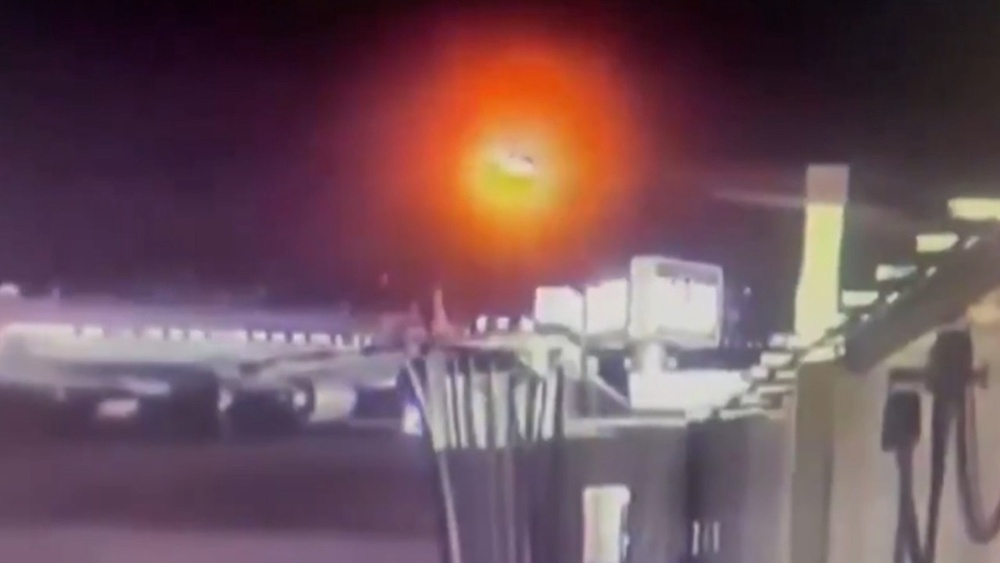 Everyone aboard American Airlines jet feared dead after helicopter crash